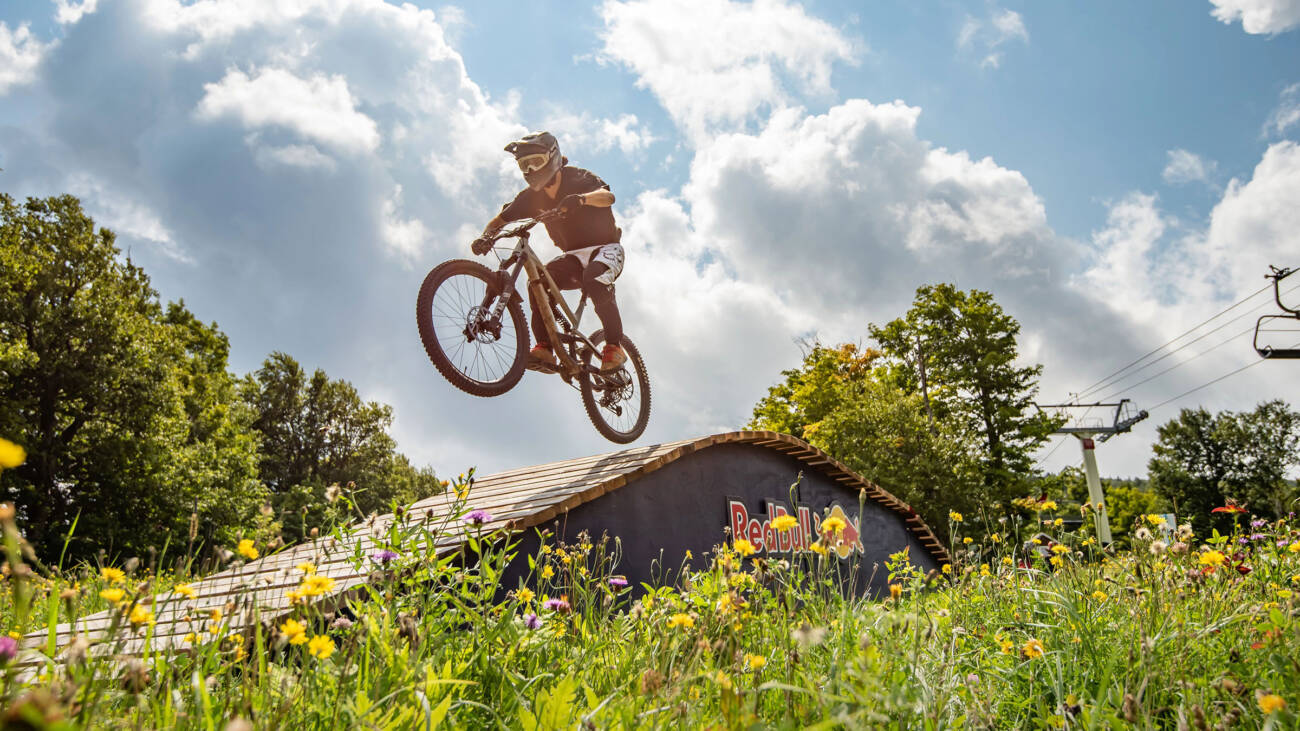 Stratton-Bike-Park-Red-Bull - STRATTON MOUNTAIN BLOG